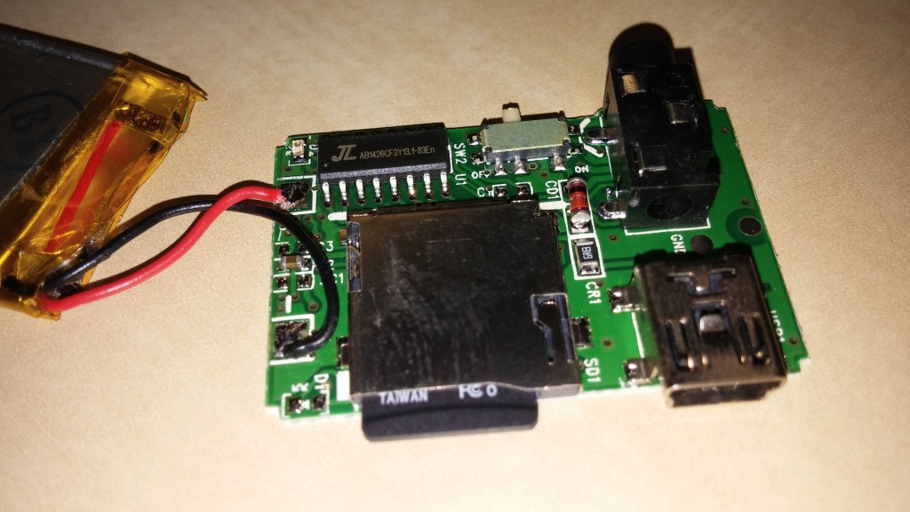 Teardown: $1.45 Chinese MP3 Player : psmay